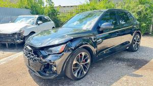 Black Audi SQ5 2023 in Ukmerge, with an engine capacity of 3.00 L and mileage of 84 thousand km for 17999 €, photo 5 on AUTOMOTO.COM.LV