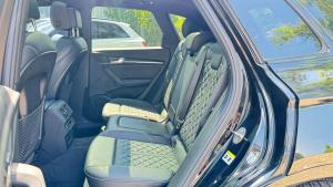 Black Audi SQ5 2023 in Ukmerge, with an engine capacity of 3.00 L and mileage of 84 thousand km for 17999 €, photo 13 on AUTOMOTO.COM.LV