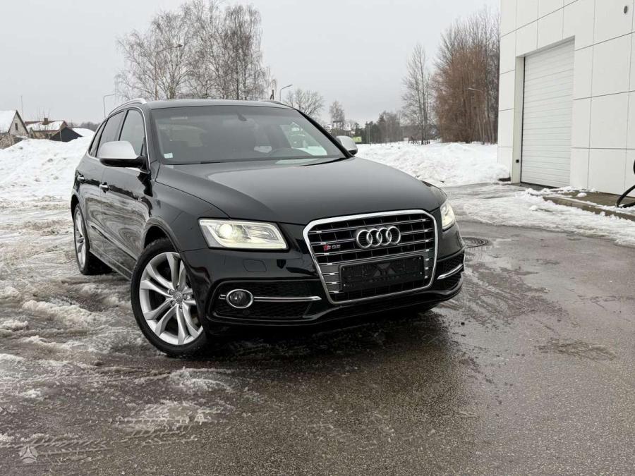 Melns Audi SQ5 2016 Panevēža, ar dzinēja tilpumu 3.00 L un nobraukumu 266 tūkst. km par 14990 €, foto 4 vietnē AUTOMOTO.COM.LV