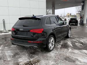 Melns Audi SQ5 2016 Panevēža, ar dzinēja tilpumu 3.00 L un nobraukumu 266 tūkst. km par 14990 €, foto 8 vietnē AUTOMOTO.COM.LV