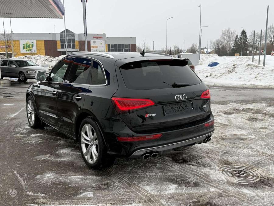 Melns Audi SQ5 2016 Panevēža, ar dzinēja tilpumu 3.00 L un nobraukumu 266 tūkst. km par 14990 €, foto 11 vietnē AUTOMOTO.COM.LV