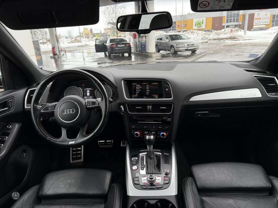 Melns Audi SQ5 2016 Panevēža, ar dzinēja tilpumu 3.00 L un nobraukumu 266 tūkst. km par 14990 €, foto 17 vietnē AUTOMOTO.COM.LV