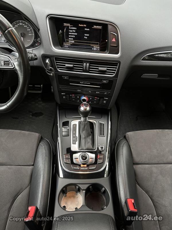 Melns Audi SQ5 2017 Tallina, ar dzinēja tilpumu 3.00 L un nobraukumu 170 tūkst. km par 17800 €, foto 11 vietnē AUTOMOTO.COM.LV