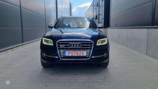 Audi SQ5 2014 in Siauliai on AUTOMOTO.COM.LV Blue Audi SQ5 2014 in Siauliai, with an engine capacity of 3.00 L and mileage of 200 thousand km for 12500 €, photo 6 on AUTOMOTO.COM.LV