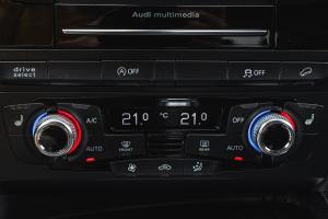 Синий Ауди SQ5 2015 в Вентспилс, объемом двигателя 3.00 л и пробегом 223 тыс. км за 17700 €, фото 31 на AUTOMOTO.COM.LV