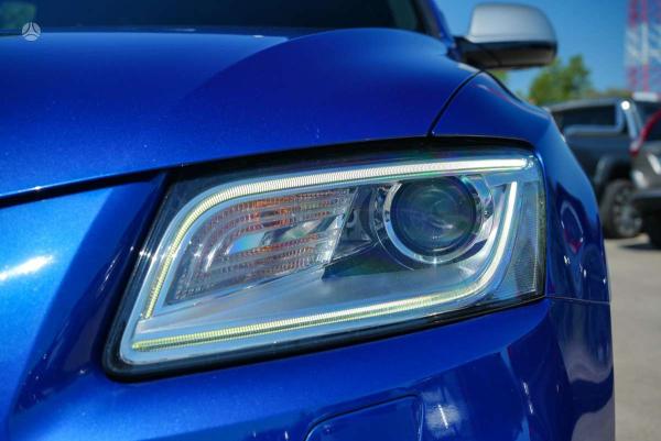 Blue Audi SQ5 2016 in Marijampole, with an engine capacity of 2.97 L and mileage of 227 thousand km for 17250 €, photo 7 on AUTOMOTO.COM.LV