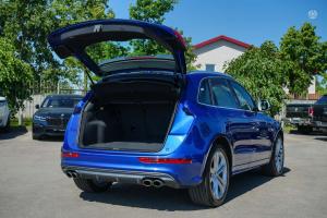 Zils Audi SQ5 2016 Marijampole, ar dzinēja tilpumu 2.97 L un nobraukumu 227 tūkst. km par 17250 €, foto 14 vietnē AUTOMOTO.COM.LV