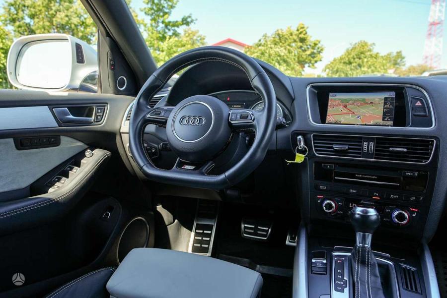 Zils Audi SQ5 2016 Marijampole, ar dzinēja tilpumu 2.97 L un nobraukumu 227 tūkst. km par 17250 €, foto 18 vietnē AUTOMOTO.COM.LV