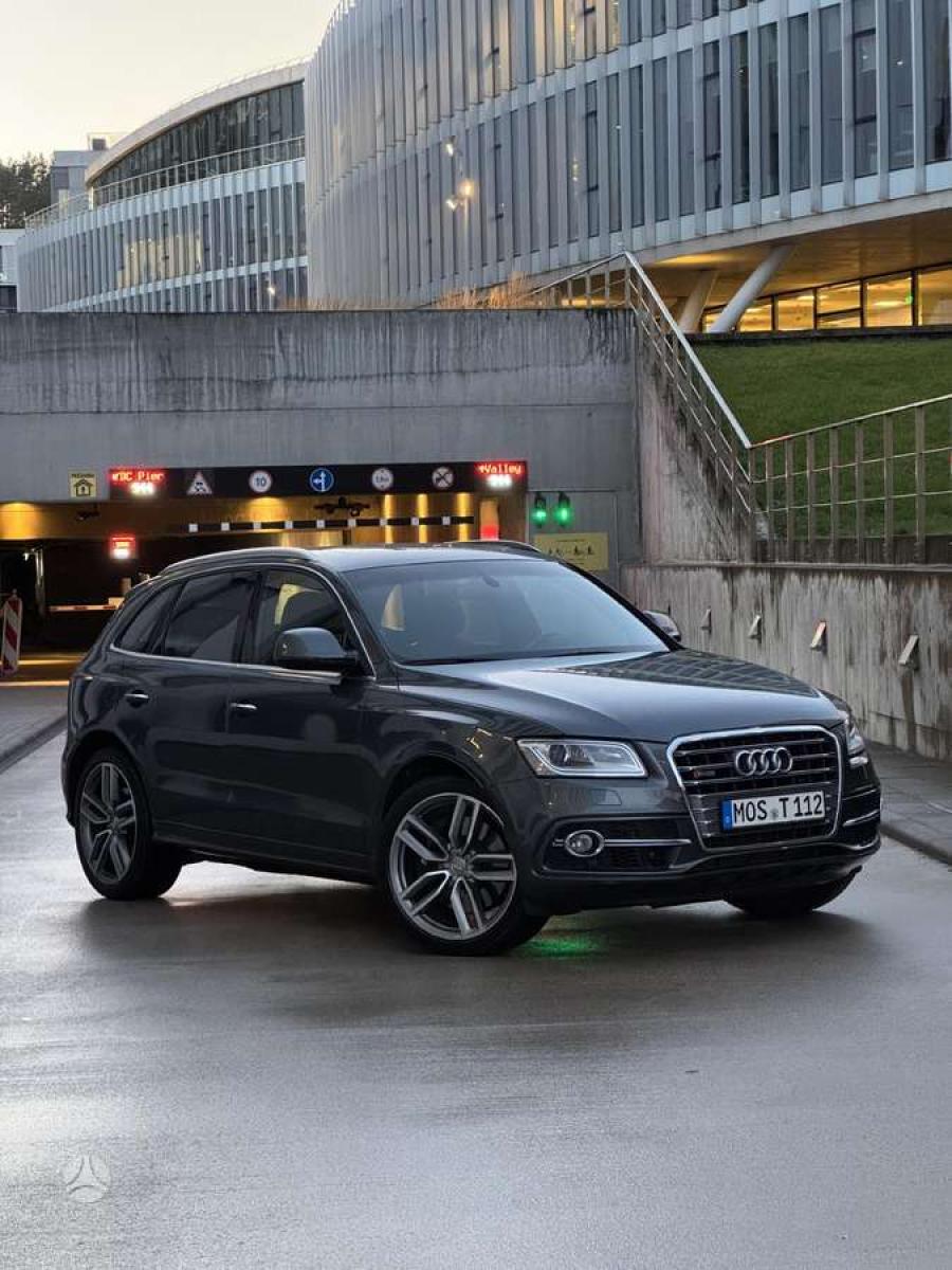 Blue Audi SQ5 2017 in Vilnius, with an engine capacity of 3.00 L and mileage of 230 thousand km for 17250 €, photo 1 on AUTOMOTO.COM.LV