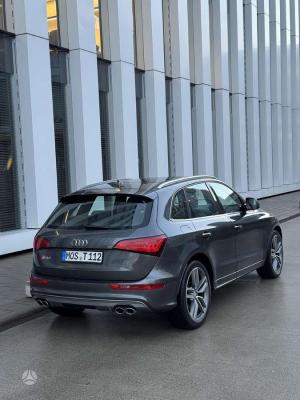 Blue Audi SQ5 2017 in Vilnius, with an engine capacity of 3.00 L and mileage of 230 thousand km for 17250 €, photo 7 on AUTOMOTO.COM.LV