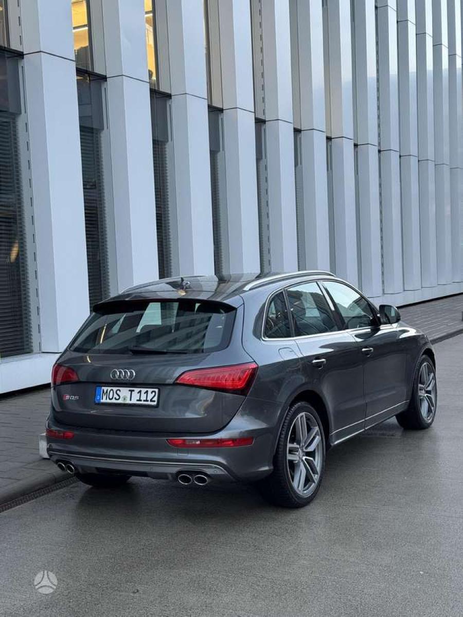 Blue Audi SQ5 2017 in Vilnius, with an engine capacity of 3.00 L and mileage of 230 thousand km for 17250 €, photo 7 on AUTOMOTO.COM.LV