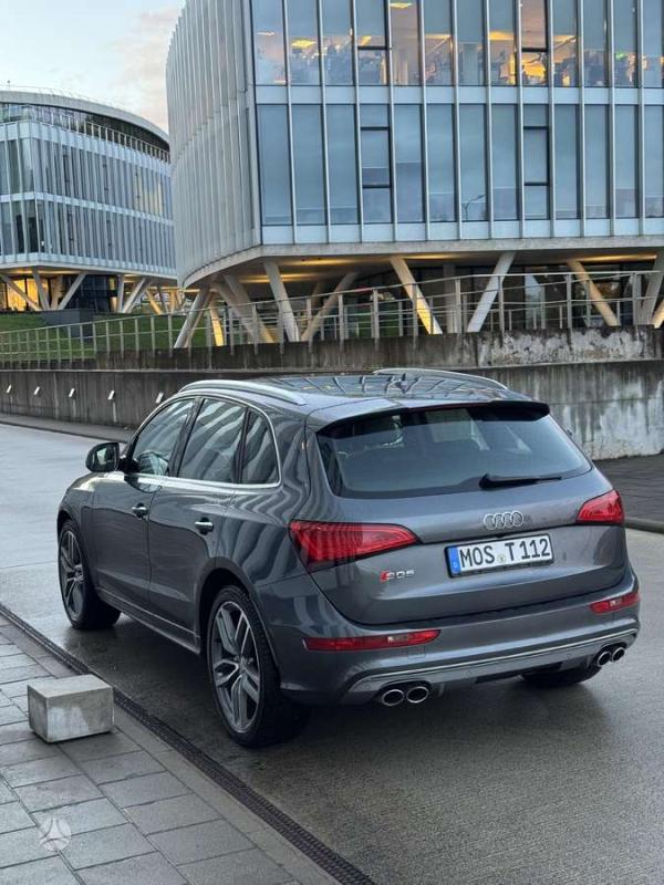 Zils Audi SQ5 2017 Viļņa, ar dzinēja tilpumu 3.00 L un nobraukumu 230 tūkst. km par 17250 €, foto 9 vietnē AUTOMOTO.COM.LV