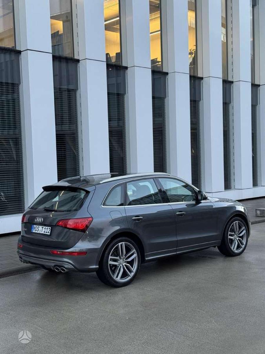 Blue Audi SQ5 2017 in Vilnius, with an engine capacity of 3.00 L and mileage of 230 thousand km for 17250 €, photo 10 on AUTOMOTO.COM.LV