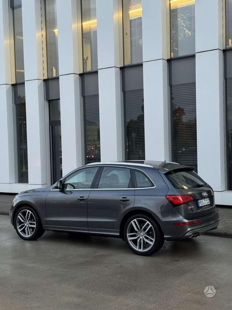 Blue Audi SQ5 2017 in Vilnius, with an engine capacity of 3.00 L and mileage of 230 thousand km for 17250 €, photo 12 on AUTOMOTO.COM.LV