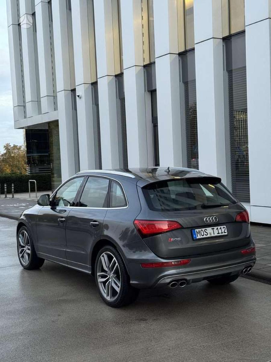 Blue Audi SQ5 2017 in Vilnius, with an engine capacity of 3.00 L and mileage of 230 thousand km for 17250 €, photo 13 on AUTOMOTO.COM.LV