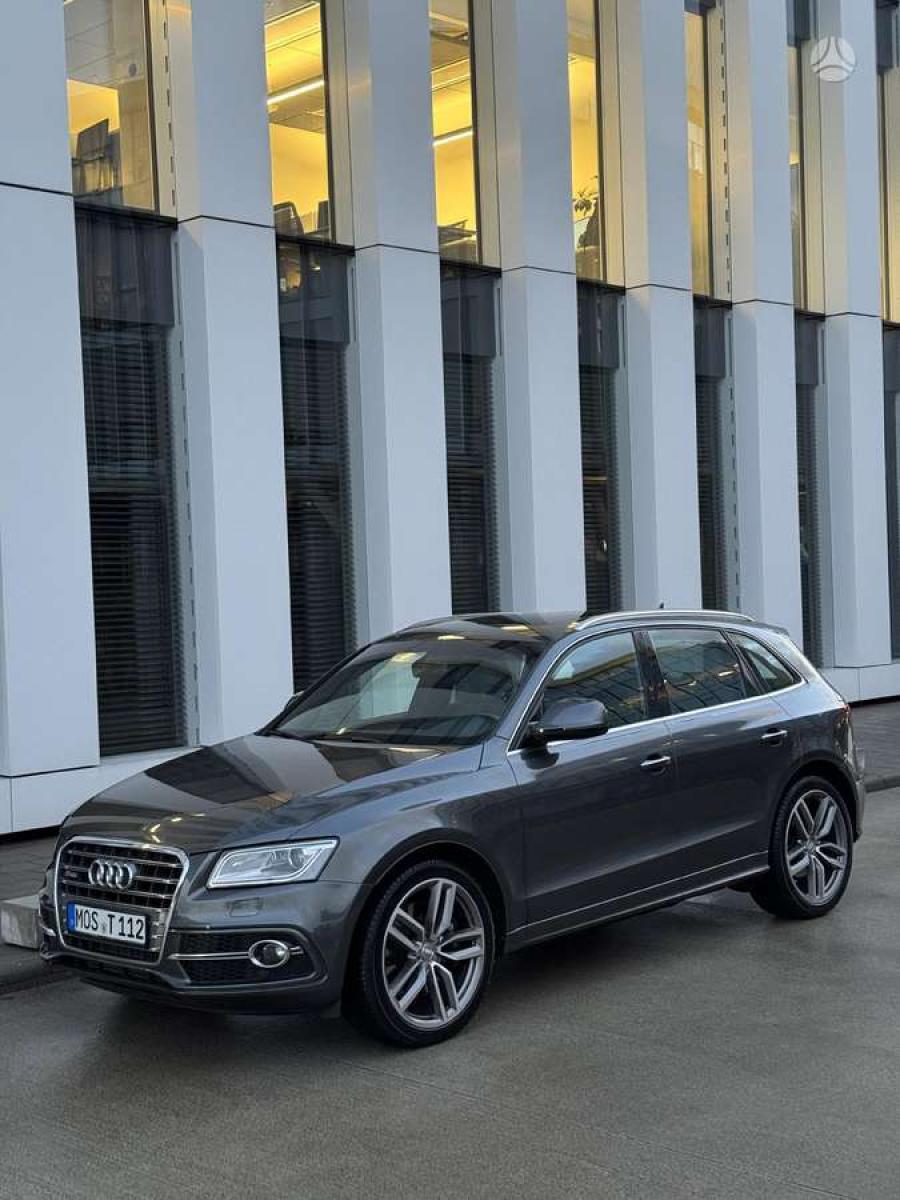 Blue Audi SQ5 2017 in Vilnius, with an engine capacity of 3.00 L and mileage of 230 thousand km for 17250 €, photo 15 on AUTOMOTO.COM.LV