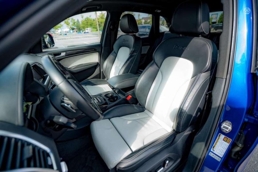 Blue Audi SQ5 2017 in Klaipeda, with an engine capacity of 3.00 L and mileage of 96 thousand km for 16999 €, photo 25 on AUTOMOTO.COM.LV