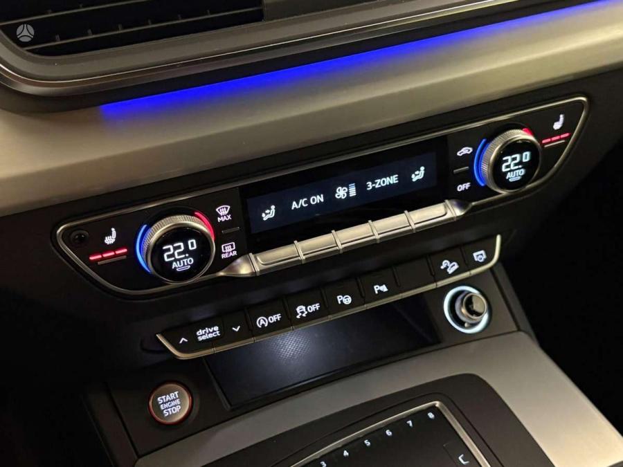Blue Audi SQ5 2017 in Marijampole, with an engine capacity of 3.00 L and mileage of 218 thousand km for 22999 €, photo 13 on AUTOMOTO.COM.LV
