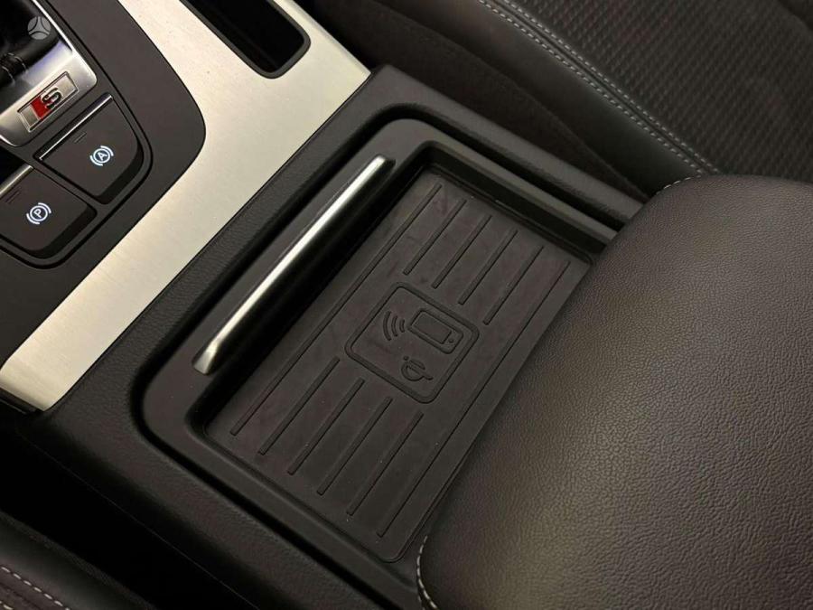 Blue Audi SQ5 2017 in Marijampole, with an engine capacity of 3.00 L and mileage of 218 thousand km for 22999 €, photo 15 on AUTOMOTO.COM.LV