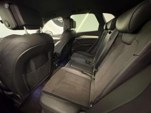 Blue Audi SQ5 2017 in Marijampole, with an engine capacity of 3.00 L and mileage of 218 thousand km for 22999 €, photo 27 on AUTOMOTO.COM.LV