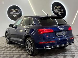 Blue Audi SQ5 2017 in Marijampole, with an engine capacity of 3.00 L and mileage of 218 thousand km for 22999 €, photo 41 on AUTOMOTO.COM.LV