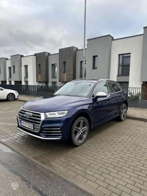 Blue Audi SQ5 2018 in Vilnius, with an engine capacity of 3.00 L and mileage of 110 thousand km for 25000 €, photo  on AUTOMOTO.COM.LV