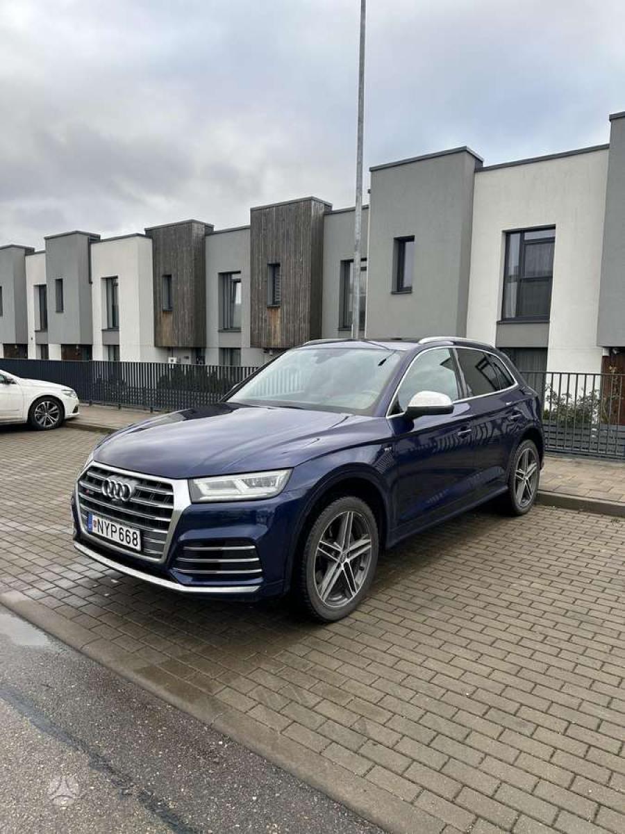Blue Audi SQ5 2018 in Vilnius, with an engine capacity of 3.00 L and mileage of 110 thousand km for 25000 €, photo 1 on AUTOMOTO.COM.LV
