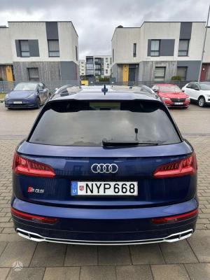 Blue Audi SQ5 2018 in Vilnius, with an engine capacity of 3.00 L and mileage of 110 thousand km for 25000 €, photo 6 on AUTOMOTO.COM.LV