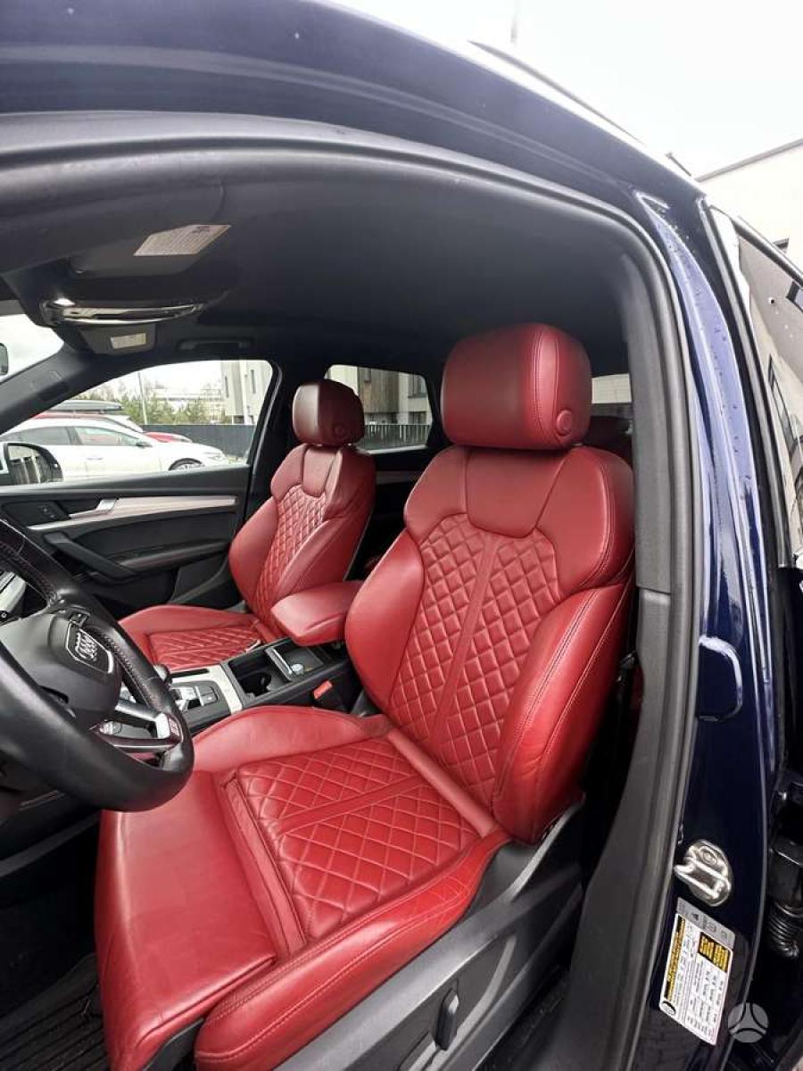 Blue Audi SQ5 2018 in Vilnius, with an engine capacity of 3.00 L and mileage of 110 thousand km for 25000 €, photo 9 on AUTOMOTO.COM.LV