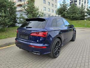 Blue Audi SQ5 2018 in Vilnius, with an engine capacity of 3.00 L and mileage of 261 thousand km for 22200 €, photo 5 on AUTOMOTO.COM.LV