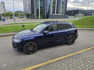 Blue Audi SQ5 2018 in Vilnius, with an engine capacity of 3.00 L and mileage of 261 thousand km for 22200 €, photo 8 on AUTOMOTO.COM.LV