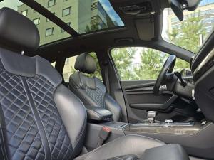 Blue Audi SQ5 2018 in Vilnius, with an engine capacity of 3.00 L and mileage of 261 thousand km for 22200 €, photo 11 on AUTOMOTO.COM.LV