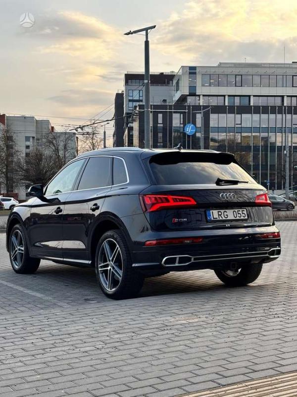 Audi SQ5 2018 Viļņa vietnē Zils Audi SQ5 2018 Viļņa, ar dzinēja tilpumu 3.00 L un nobraukumu 96 tūkst. km par 24900 €, foto 7 vietnē AUTOMOTO.COM.LV