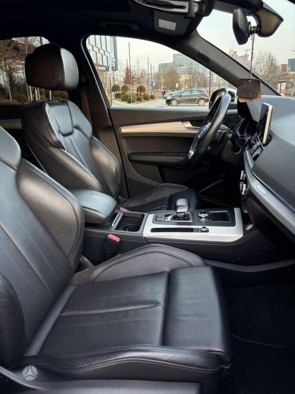 Audi SQ5 2018 Viļņa vietnē Zils Audi SQ5 2018 Viļņa, ar dzinēja tilpumu 3.00 L un nobraukumu 96 tūkst. km par 24900 €, foto 11 vietnē AUTOMOTO.COM.LV
