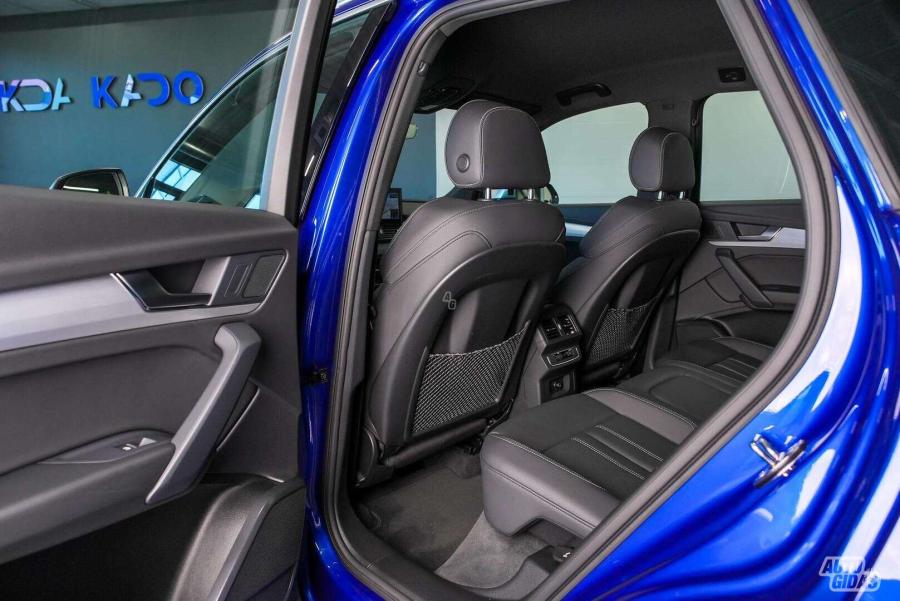 Blue Audi SQ5 2022 in Marijampole, with an engine capacity of 3.00 L and mileage of 131 thousand km for 36250 €, photo 33 on AUTOMOTO.COM.LV