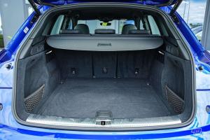 Blue Audi SQ5 2022 in Kaunas, with an engine capacity of 3.00 L and mileage of 131 thousand km for 35950 €, photo 16 on AUTOMOTO.COM.LV