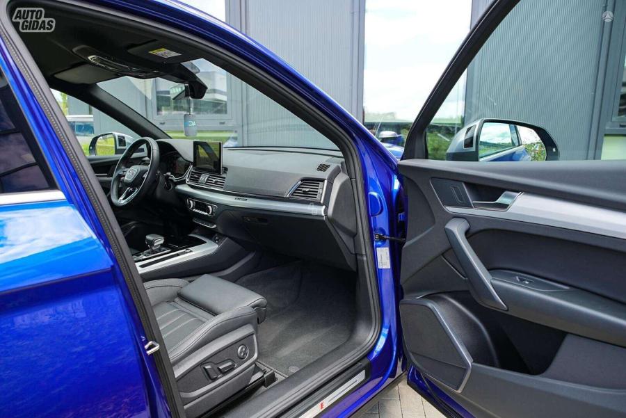 Blue Audi SQ5 2022 in Kaunas, with an engine capacity of 3.00 L and mileage of 131 thousand km for 35950 €, photo 38 on AUTOMOTO.COM.LV