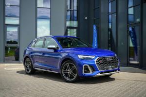 Zils Audi SQ5 2022 Kauņa, ar dzinēja tilpumu 2.97 L un nobraukumu 131 tūkst. km par 35950 €, foto  vietnē AUTOMOTO.COM.LV
