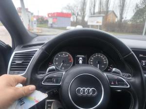 Audi SQ5 2014 in Taurage, with an engine capacity of 3.00 L and mileage of 265 thousand km for 12999 €, photo 15 on AUTOMOTO.COM.LV