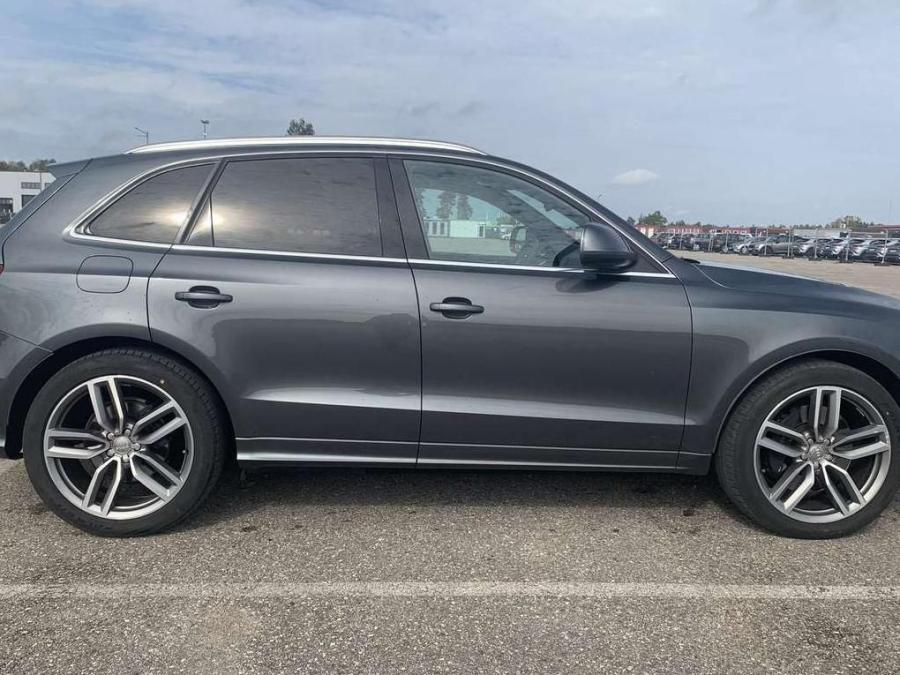 Audi SQ5 2014 in Vilnius, with an engine capacity of 2.97 L and mileage of 179 thousand km for 15900 €, photo 5 on AUTOMOTO.COM.LV