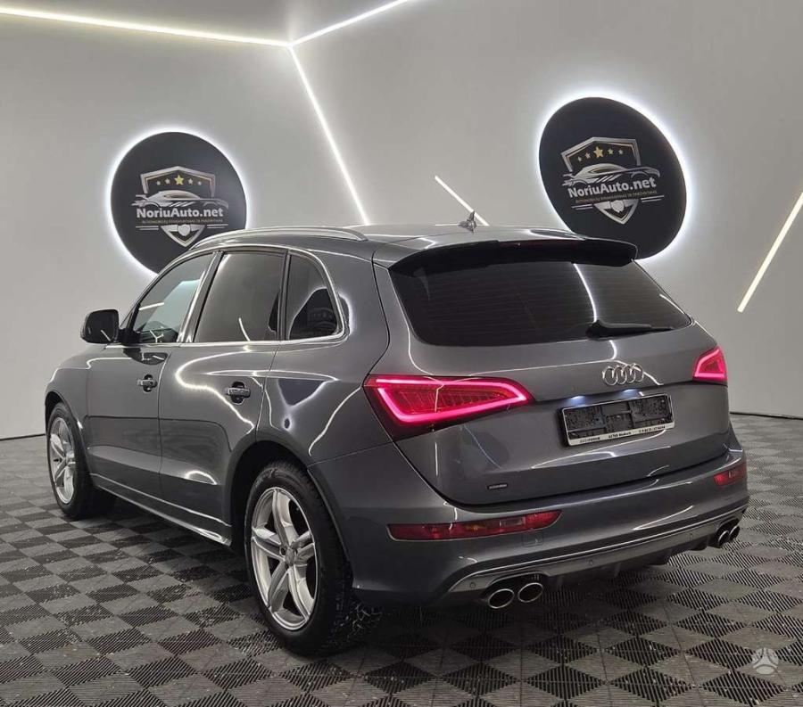 Grey Audi SQ5 2013 in Marijampole, with an engine capacity of 2.97 L and mileage of 218 thousand km for 15999 €, photo 24 on AUTOMOTO.COM.LV