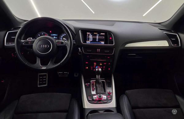 Pelēks Audi SQ5 2013 Marijampole, ar dzinēja tilpumu 2.97 L un nobraukumu 218 tūkst. km par 14400 €, foto 5 vietnē AUTOMOTO.COM.LV