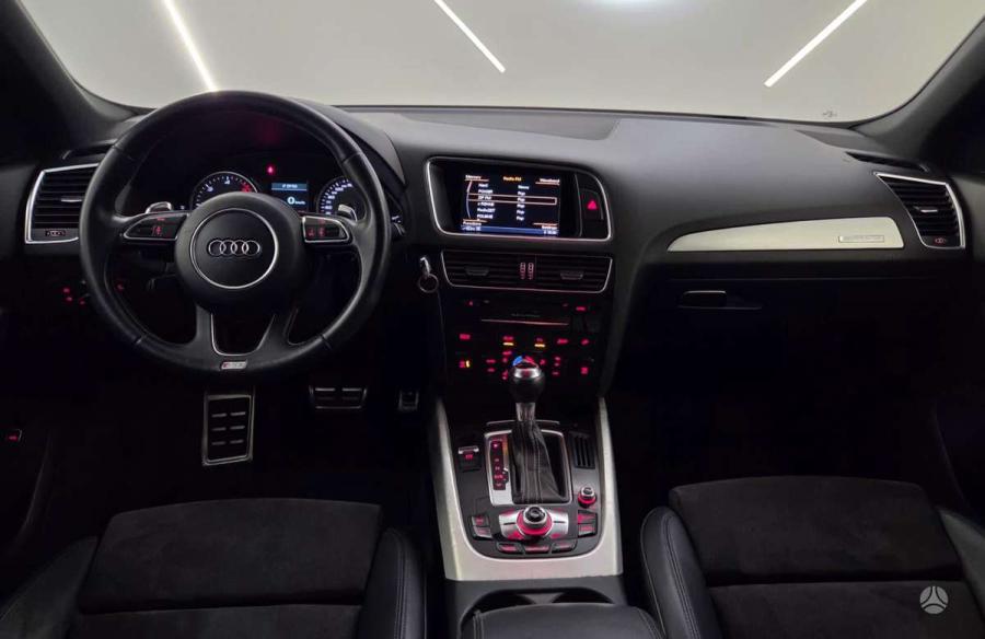 Pelēks Audi SQ5 2013 Marijampole, ar dzinēja tilpumu 2.97 L un nobraukumu 218 tūkst. km par 14400 €, foto 6 vietnē AUTOMOTO.COM.LV