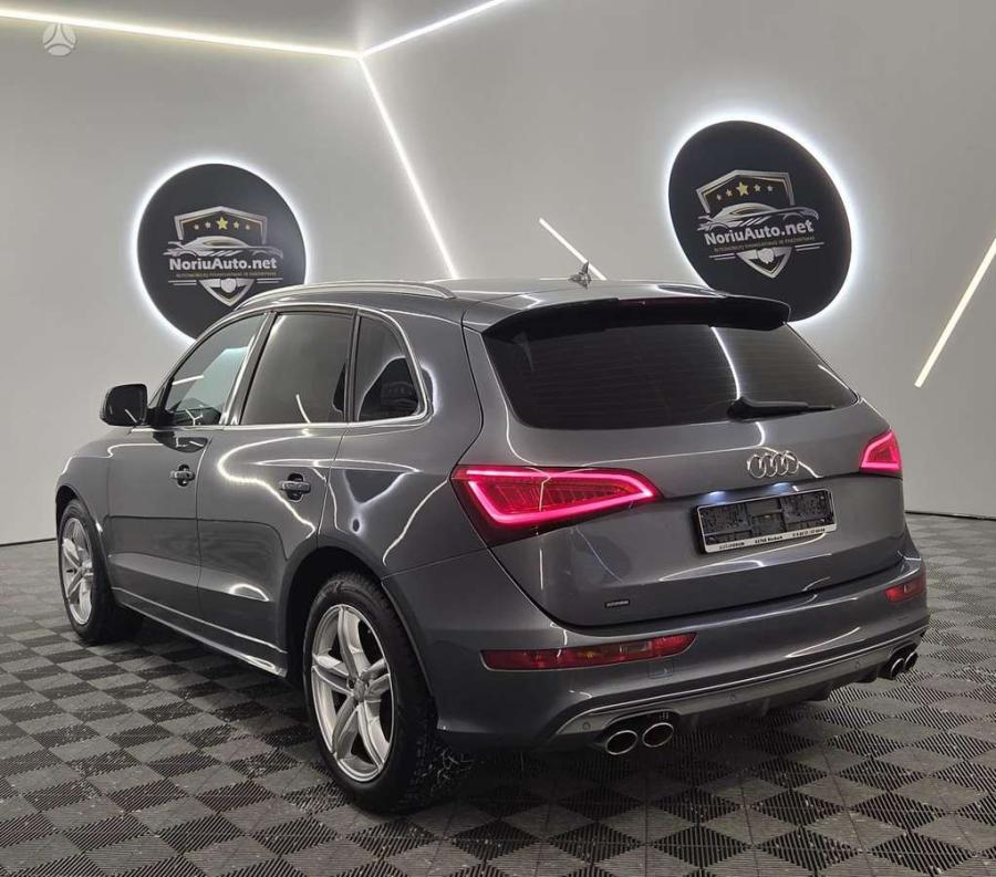 Pelēks Audi SQ5 2013 Marijampole, ar dzinēja tilpumu 2.97 L un nobraukumu 218 tūkst. km par 14400 €, foto 10 vietnē AUTOMOTO.COM.LV