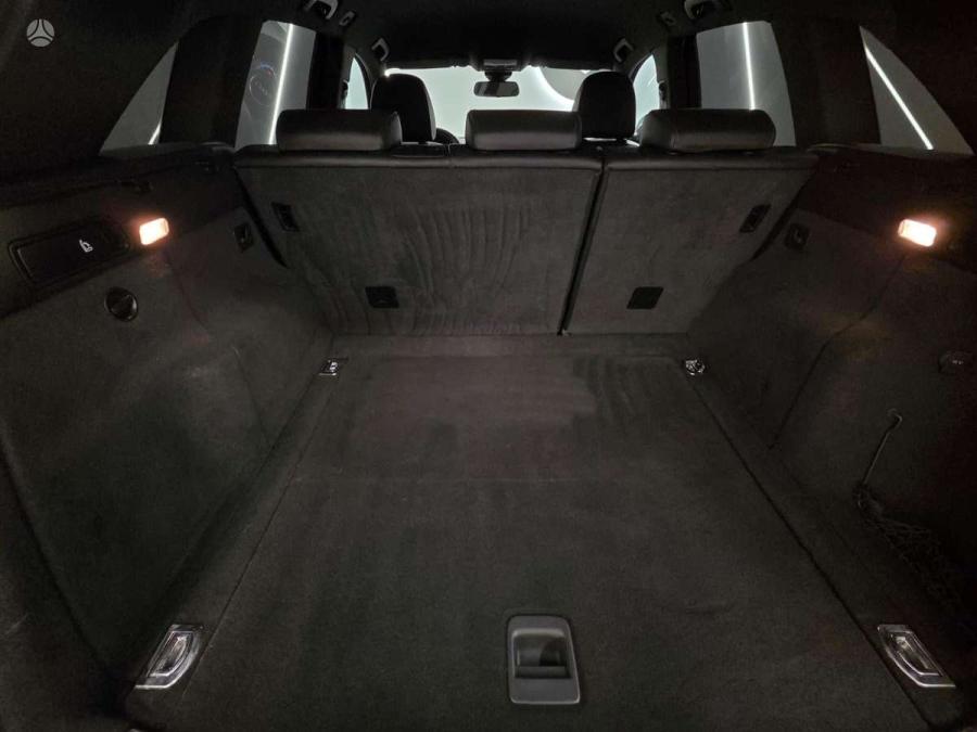 Pelēks Audi SQ5 2013 Marijampole, ar dzinēja tilpumu 2.97 L un nobraukumu 218 tūkst. km par 14400 €, foto 19 vietnē AUTOMOTO.COM.LV
