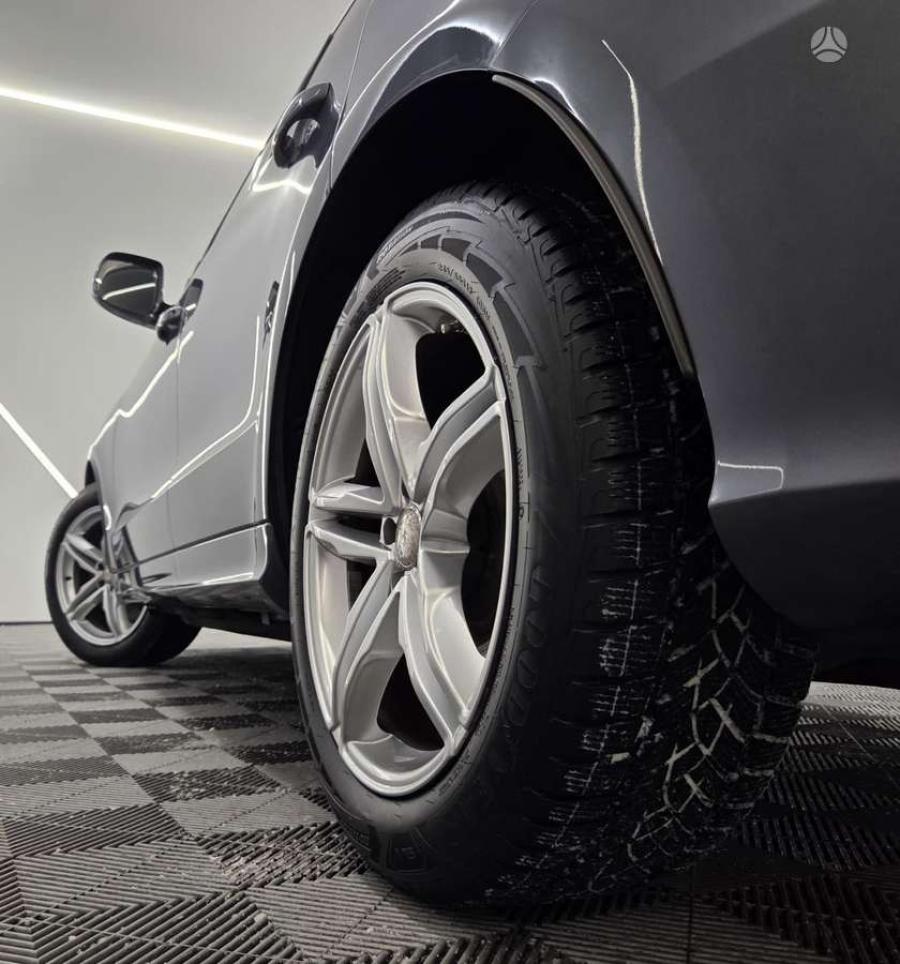 Pelēks Audi SQ5 2013 Marijampole, ar dzinēja tilpumu 2.97 L un nobraukumu 218 tūkst. km par 14400 €, foto 30 vietnē AUTOMOTO.COM.LV