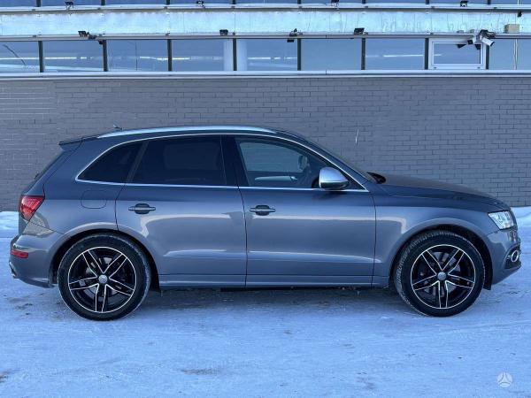 Grey Audi SQ5 2014 in Kedainiai, with an engine capacity of 2.97 L and mileage of 300 thousand km for 13999 €, photo 7 on AUTOMOTO.COM.LV