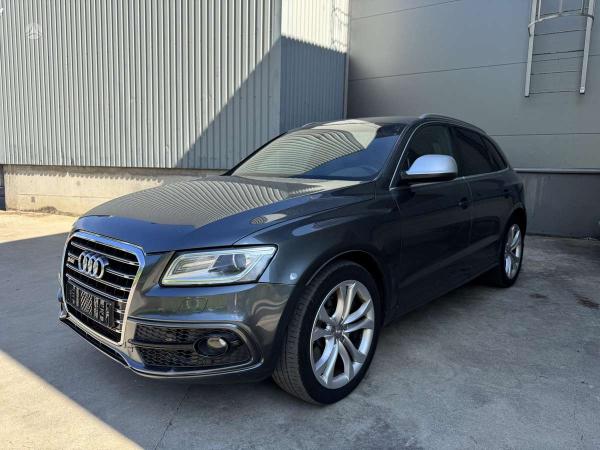 Grey Audi SQ5 2014 in Alytus, with an engine capacity of 3.00 L and mileage of 288 thousand km for 9950 €, photo 1 on AUTOMOTO.COM.LV