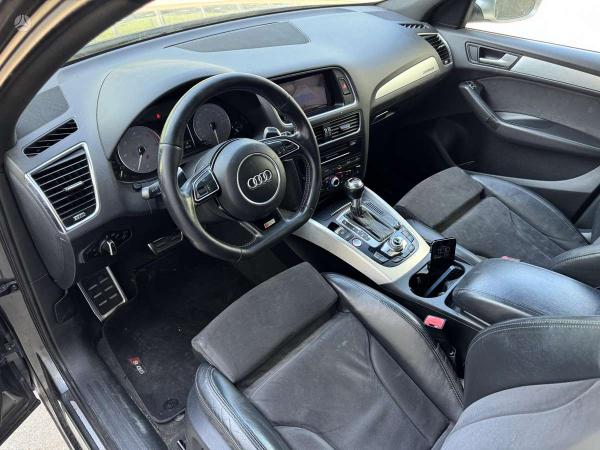 Grey Audi SQ5 2014 in Alytus, with an engine capacity of 3.00 L and mileage of 288 thousand km for 9950 €, photo 7 on AUTOMOTO.COM.LV