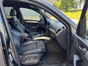 Grey Audi SQ5 2014 in Alytus, with an engine capacity of 3.00 L and mileage of 288 thousand km for 9950 €, photo 10 on AUTOMOTO.COM.LV